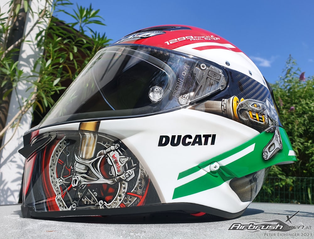 Airbrush Wien Helmdesign, Helmlackierung Motorradhelm, Helmetpaint